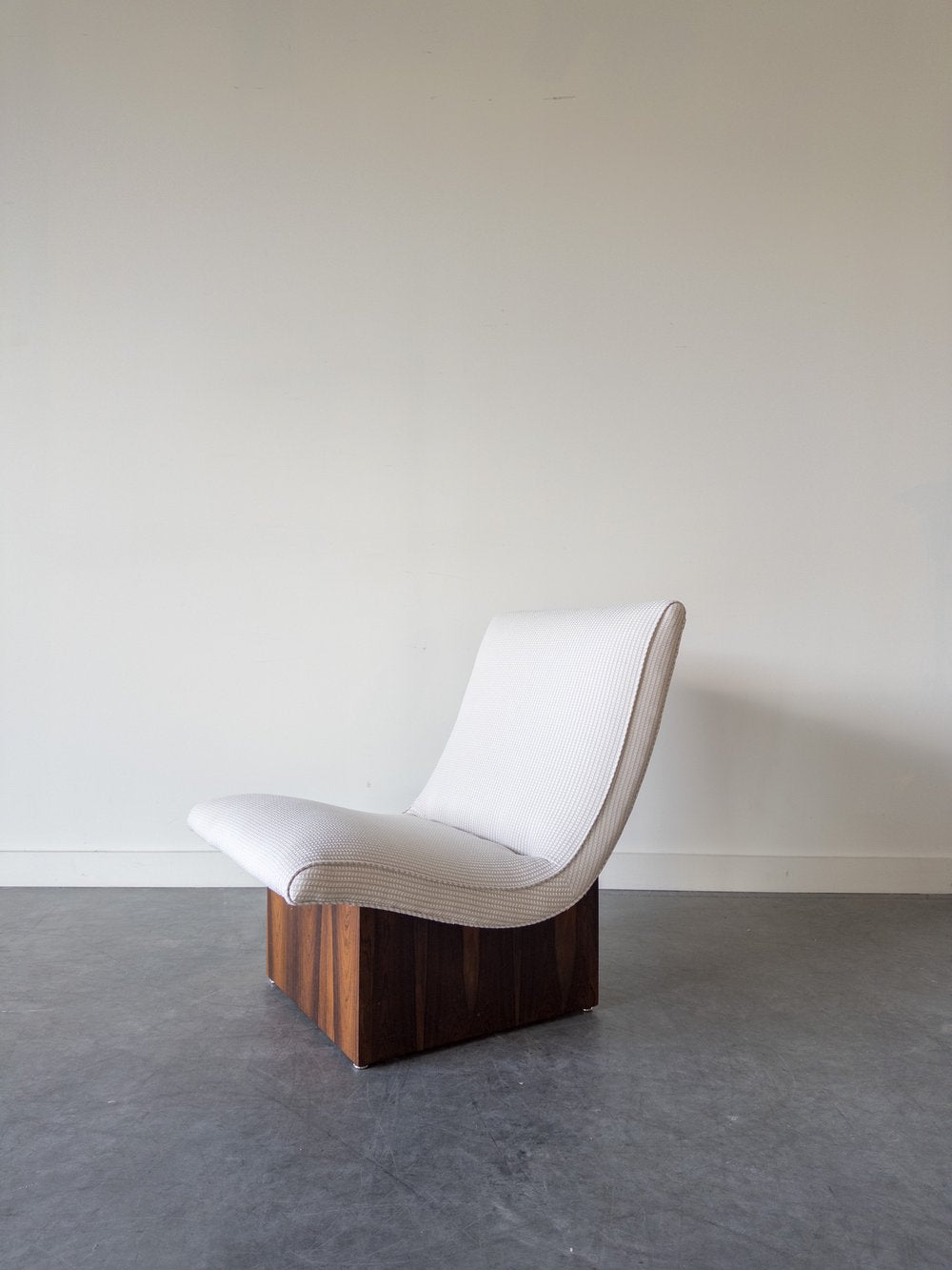 Scoop Chair by Milo Baughman – Found Objet